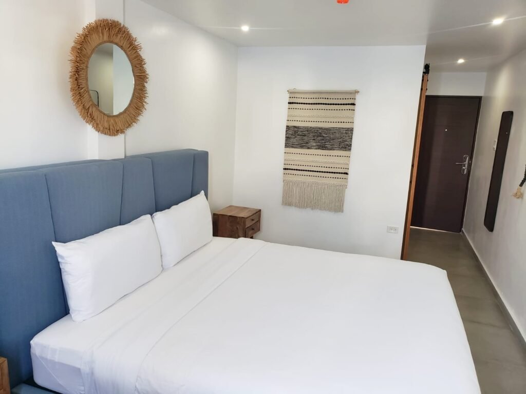 Deluxe Ocean View One King Bed – pargueraplaza.com